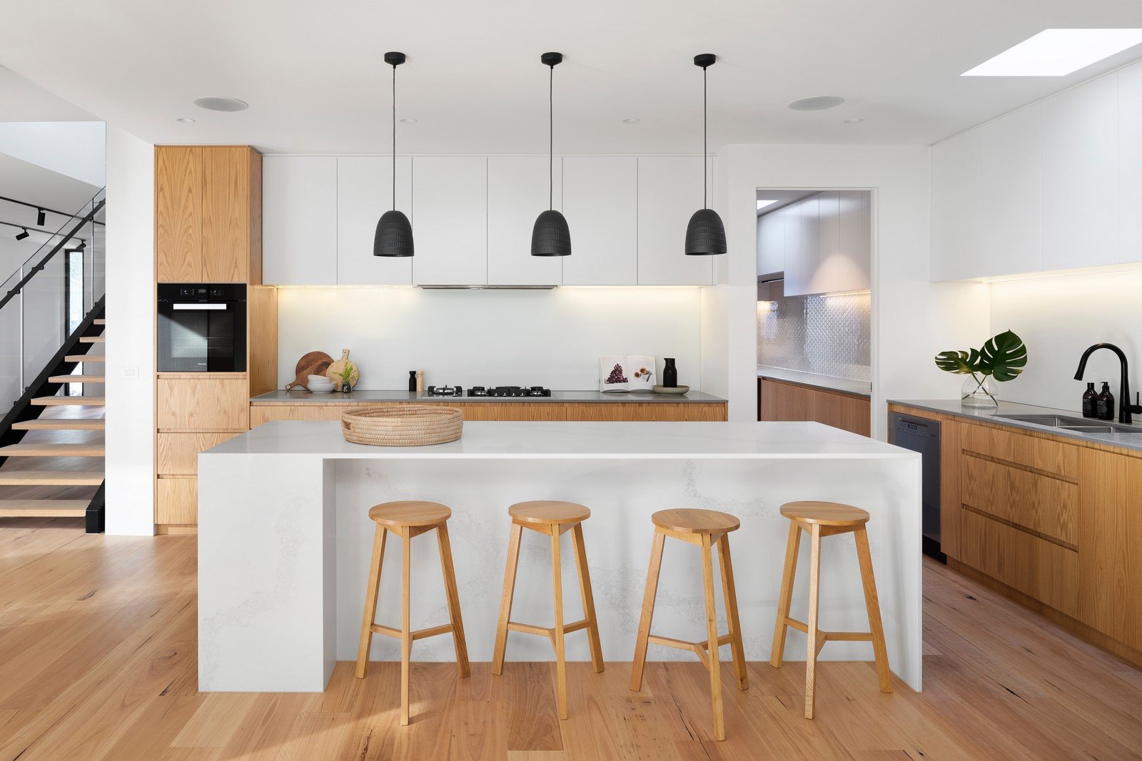 The Average Kitchen Renovation Cost: Is it Worth the Investment?