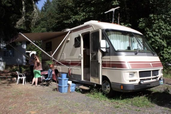 Best Guide to Living in an RV or Motorhome