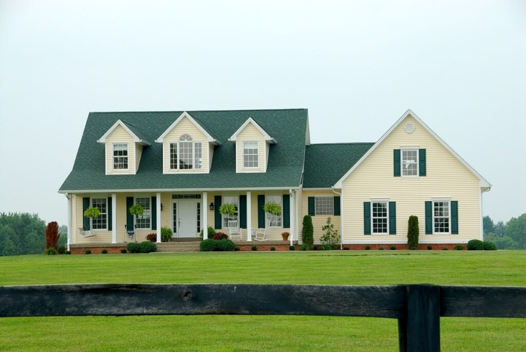 How to Improve the Exterior Look of Your Farm House