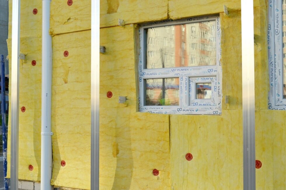 Understanding the Differences Between Air Sealing and Insulation