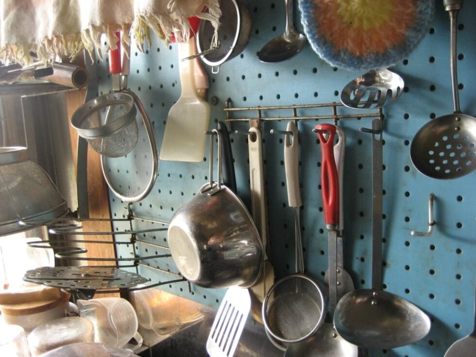 10 Kitchen Essentials Everyone Needs to Have