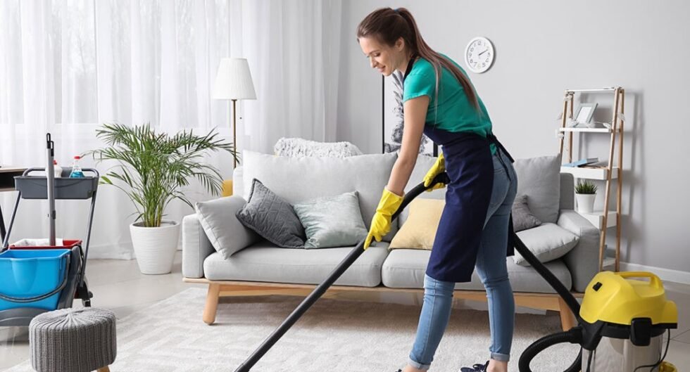 Top Five Benefits of Hiring A Maid Service