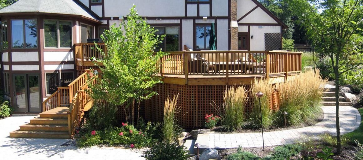 9 Deck Skirting Ideas to Consider for Your Home