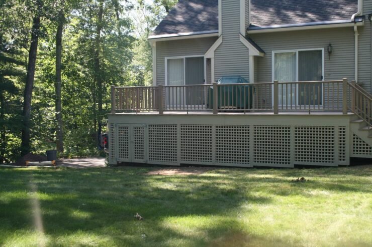 9 Deck Skirting Ideas to Consider for Your Home