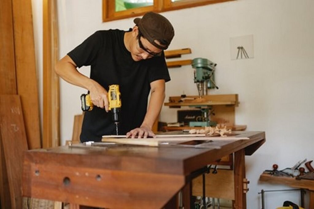 10 Things Every DIYer Should Own